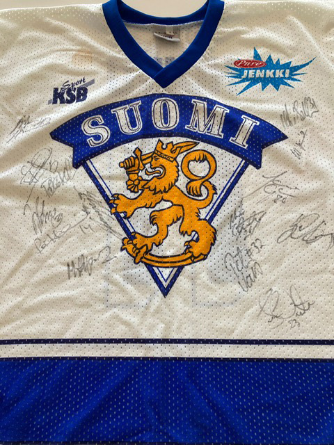 1995 Team Finland Saku KOIVU #11 Sponsor PURE JENKKI Logo ja ...